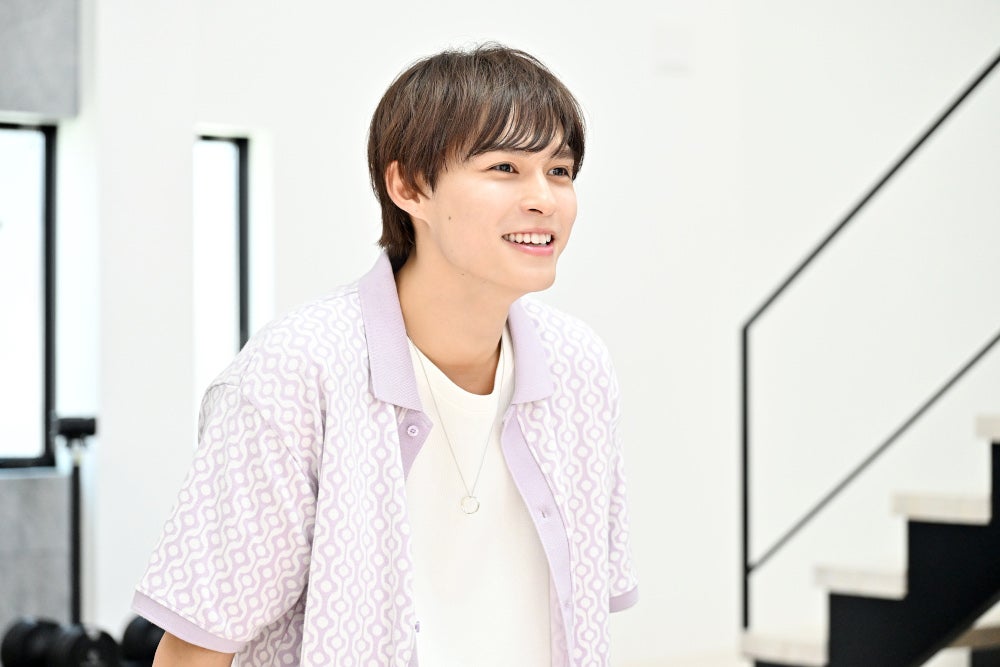 距離感がバグる侵食系BLドラマ『毒恋』仕掛け人が、深夜枠で打ち出す新たなメディアミックスとは｜TBSテレビ